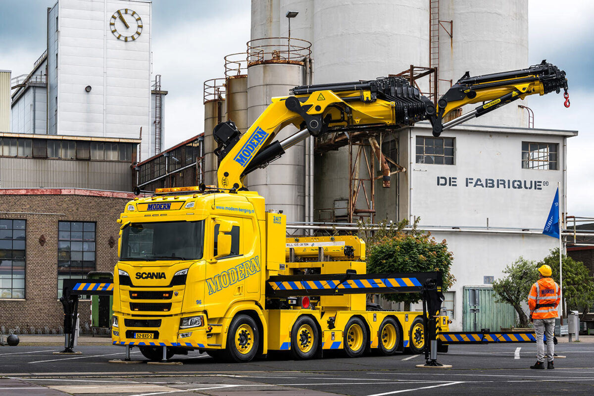 Scania 560R 10×4 voor Modern Berging | Transport Online