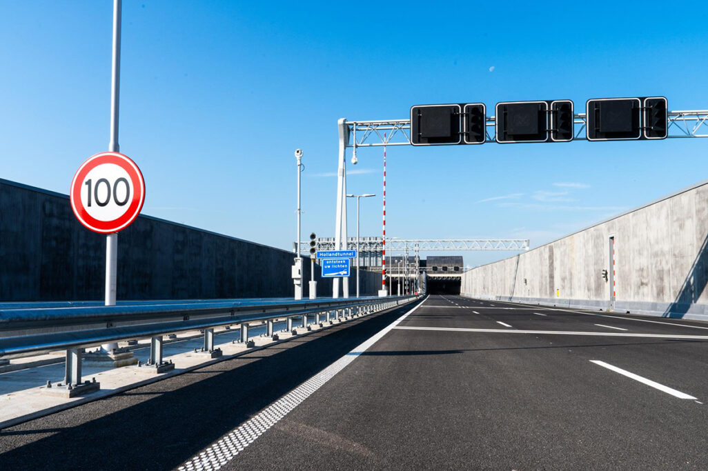 Nederland voert voor het eerst e-TOL in | Transport Online