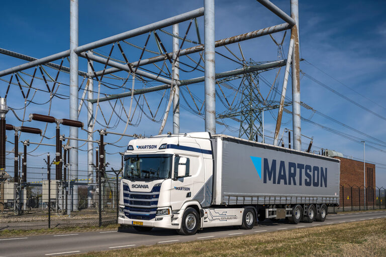 MARTSON investeert in zero emissie logistiek met twee nieuwe Scania BEV trekkers | Transport Online
