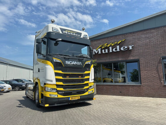 Dikke V8 voor Peter Mulder Transport | Transport Online