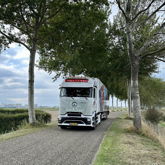 Zeeuwse primeur: Adri & Zoon neemt eerste eActros 600 in gebruik | Transport Online