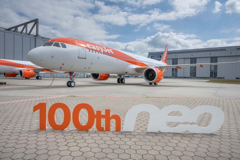 easyJet ontvangt 100ste Airbus NEO-toestel en introduceert nieuwe ...